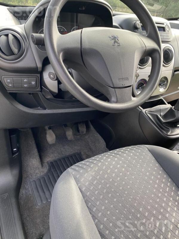 Balts Peugeot Bipper 2012 Daugavpils, ar dzinēja tilpumu 1.30 L un nobraukumu 220 tūkst. km par 2850 €, foto 6 vietnē AUTOMOTO.COM.LV