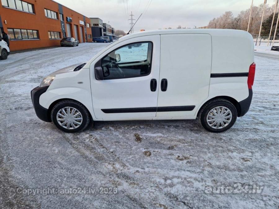 Balts Peugeot Bipper 2015 Tallina, ar dzinēja tilpumu 1.20 L un nobraukumu 200 tūkst. km par 4100 €, foto 4 vietnē AUTOMOTO.COM.LV