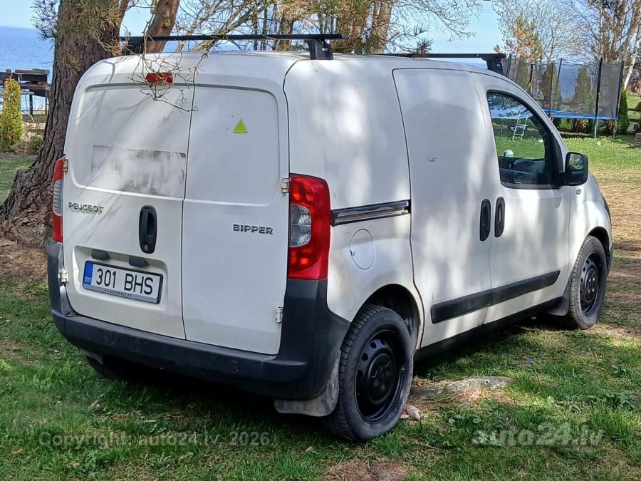 Balts Peugeot Bipper 2012 Tallina, ar dzinēja tilpumu 1.36 L un nobraukumu 210 tūkst. km par 999 €, foto 3 vietnē AUTOMOTO.COM.LV