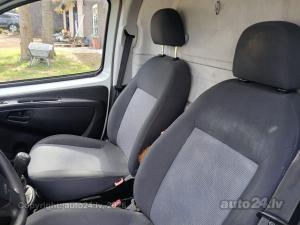 Balts Peugeot Bipper 2012 Tallina, ar dzinēja tilpumu 1.36 L un nobraukumu 210 tūkst. km par 999 €, foto 7 vietnē AUTOMOTO.COM.LV