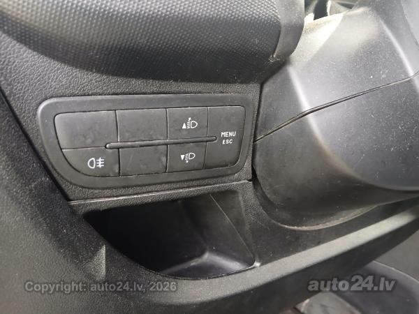 White Peugeot Bipper 2012 in Tallinn, with an engine capacity of 1.36 L and mileage of 210 thousand km for 999 €, photo 7 on AUTOMOTO.COM.LV