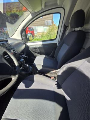 White Peugeot Bipper 2013 in Tallinn, with an engine capacity of 1.40 L and mileage of 180 thousand km for 1900 €, photo 6 on AUTOMOTO.COM.LV