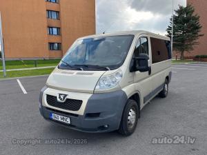 Smilšu krāsa Peugeot Boxer 2010 Tallina, ar dzinēja tilpumu 2.20 L un nobraukumu 410 tūkst. km par 5000 €, foto  vietnē AUTOMOTO.COM.LV