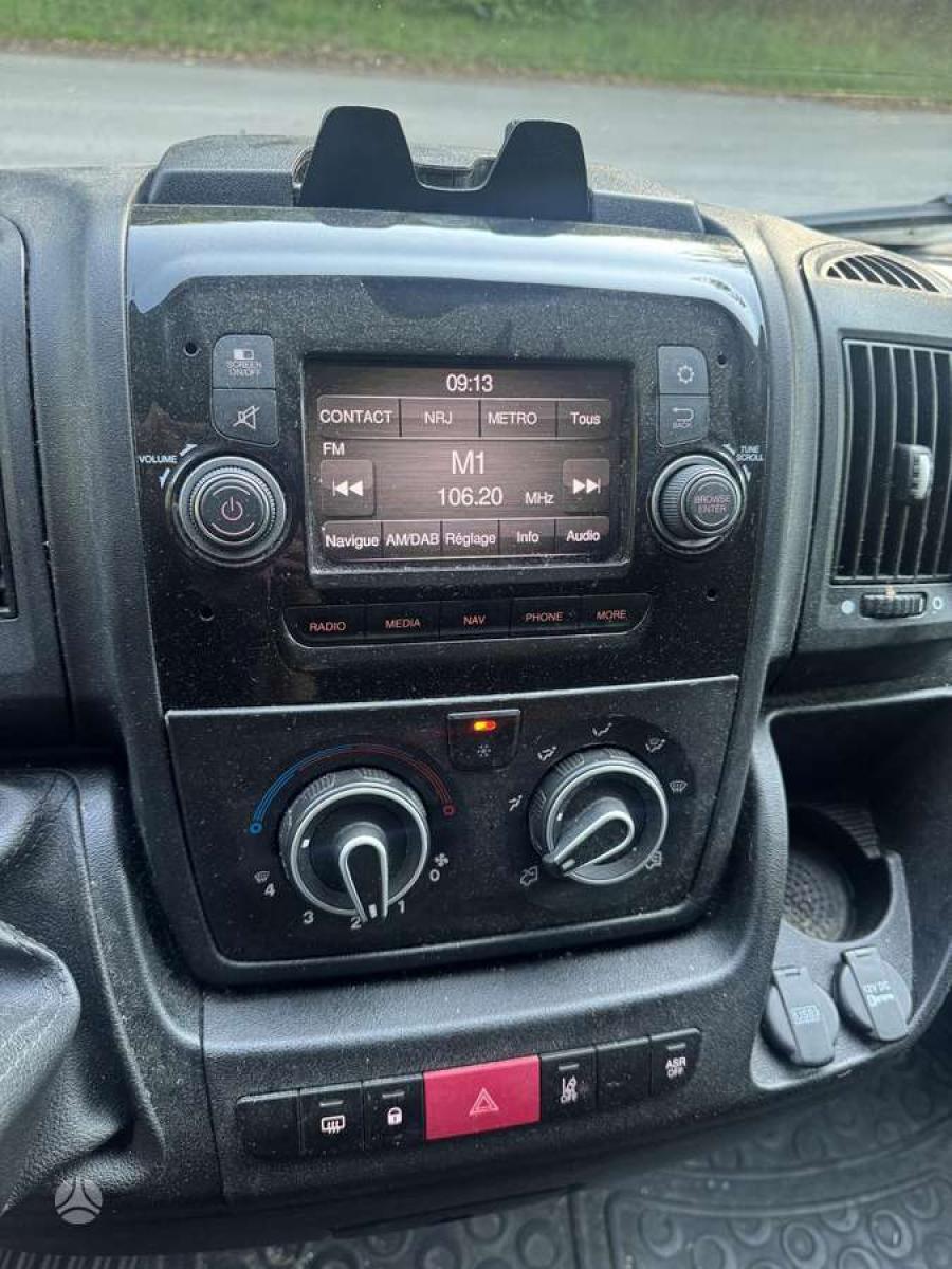 Black Peugeot Boxer 2021 in Taurage, with an engine capacity of 2.20 L and mileage of 213 thousand km for 8500 €, photo 20 on AUTOMOTO.COM.LV