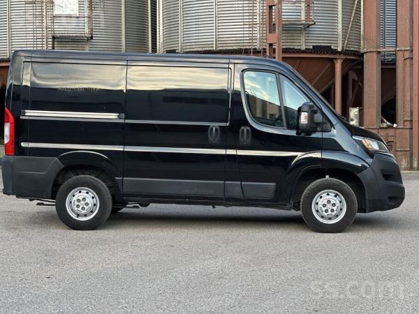 Melns Peugeot Boxer 2021 Rīga, ar dzinēja tilpumu 2.20 L un nobraukumu 169 tūkst. km par 10700 €, foto 4 vietnē AUTOMOTO.COM.LV