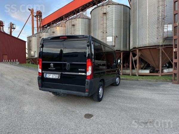 Melns Peugeot Boxer 2021 Rīga, ar dzinēja tilpumu 2.20 L un nobraukumu 169 tūkst. km par 10700 €, foto 5 vietnē AUTOMOTO.COM.LV