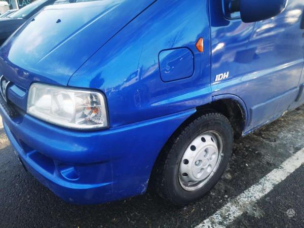 Blue Peugeot Boxer 2004 in Vilnius, with an engine capacity of 2.50 L and mileage of 340 thousand km for 2850 €, photo 1 on AUTOMOTO.COM.LV