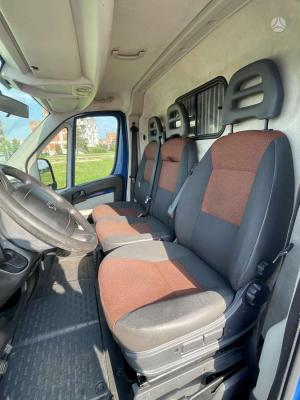Blue Peugeot Boxer 2013 in Klaipeda, with an engine capacity of 2.20 L and mileage of 240 thousand km for 4800 €, photo 9 on AUTOMOTO.COM.LV