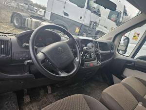 Blue Peugeot Boxer 2019 in Vilnius, with an engine capacity of 0.00 L and mileage of 40 thousand km for 20000 €, photo 3 on AUTOMOTO.COM.LV