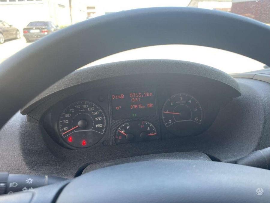 Blue Peugeot Boxer 2019 in Vilnius, with an engine capacity of 0.00 L and mileage of 40 thousand km for 20000 €, photo 11 on AUTOMOTO.COM.LV