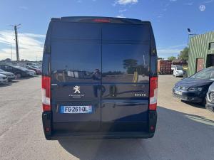 Blue Peugeot Boxer 2019 in Taurage, with an engine capacity of 2.00 L and mileage of 200 thousand km for 8700 €, photo 6 on AUTOMOTO.COM.LV