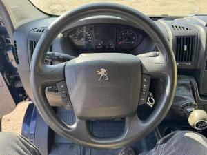 Blue Peugeot Boxer 2019 in Taurage, with an engine capacity of 2.00 L and mileage of 200 thousand km for 8700 €, photo 10 on AUTOMOTO.COM.LV