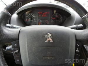 Zils Peugeot Boxer 2018 Valka, ar dzinēja tilpumu 2.00 L un nobraukumu 221 tūkst. km par 10000 €, foto 9 vietnē AUTOMOTO.COM.LV