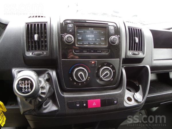 Zils Peugeot Boxer 2018 Valka, ar dzinēja tilpumu 2.00 L un nobraukumu 221 tūkst. km par 10000 €, foto 10 vietnē AUTOMOTO.COM.LV