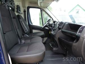 Zils Peugeot Boxer 2018 Valka, ar dzinēja tilpumu 2.00 L un nobraukumu 221 tūkst. km par 10000 €, foto 14 vietnē AUTOMOTO.COM.LV