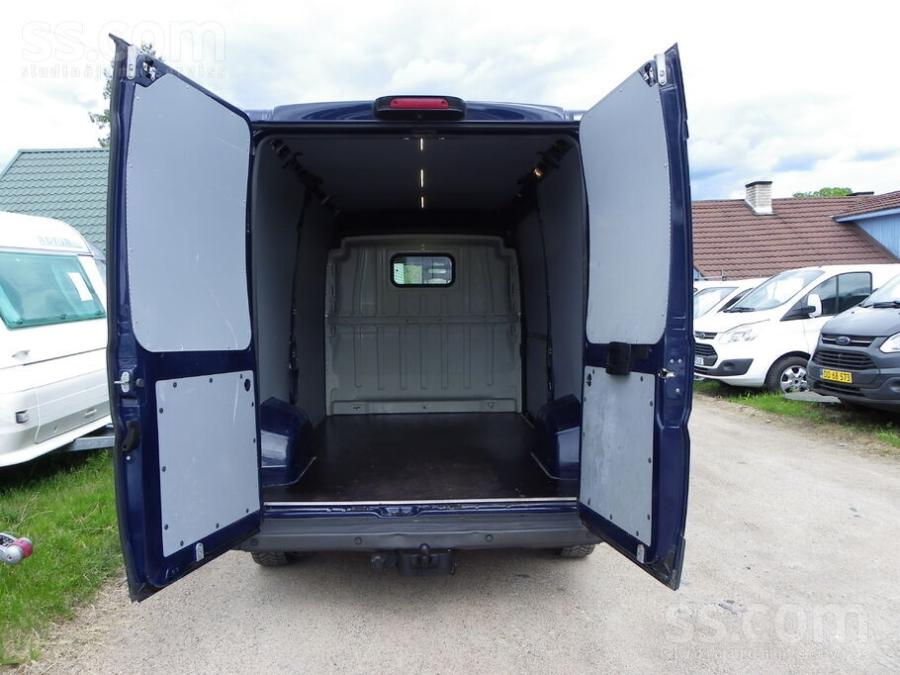 Zils Peugeot Boxer 2018 Valka, ar dzinēja tilpumu 2.00 L un nobraukumu 221 tūkst. km par 10000 €, foto 16 vietnē AUTOMOTO.COM.LV