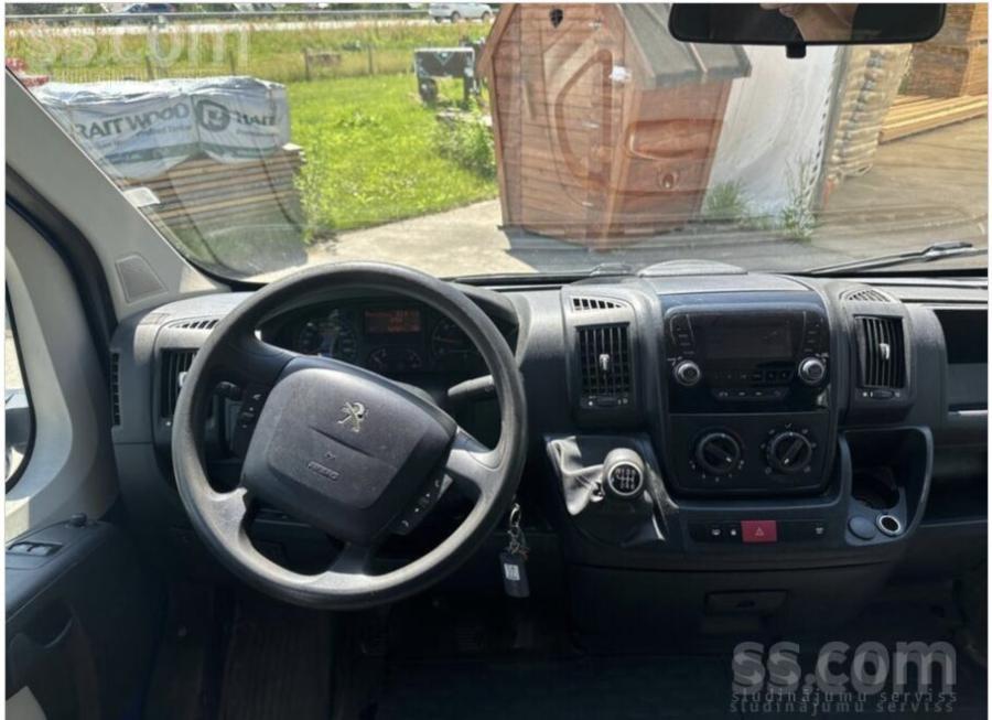 Zils Peugeot Boxer 2017 Rīga, ar dzinēja tilpumu 2.00 L un nobraukumu 145 tūkst. km par 9200 €, foto 8 vietnē AUTOMOTO.COM.LV