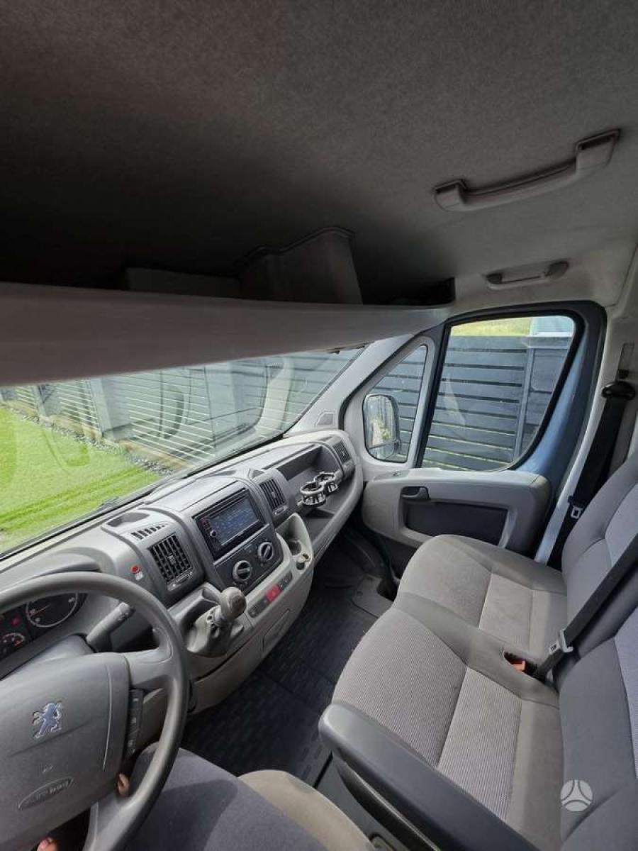 Pelēks Peugeot Boxer 2009 Kauņa, ar dzinēja tilpumu 2.99 L un nobraukumu 326 tūkst. km par 4999 €, foto 10 vietnē AUTOMOTO.COM.LV