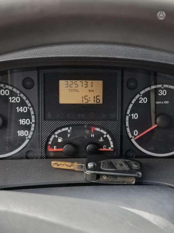 Grey Peugeot Boxer 2009 in Kaunas, with an engine capacity of 2.99 L and mileage of 326 thousand km for 4999 €, photo 10 on AUTOMOTO.COM.LV