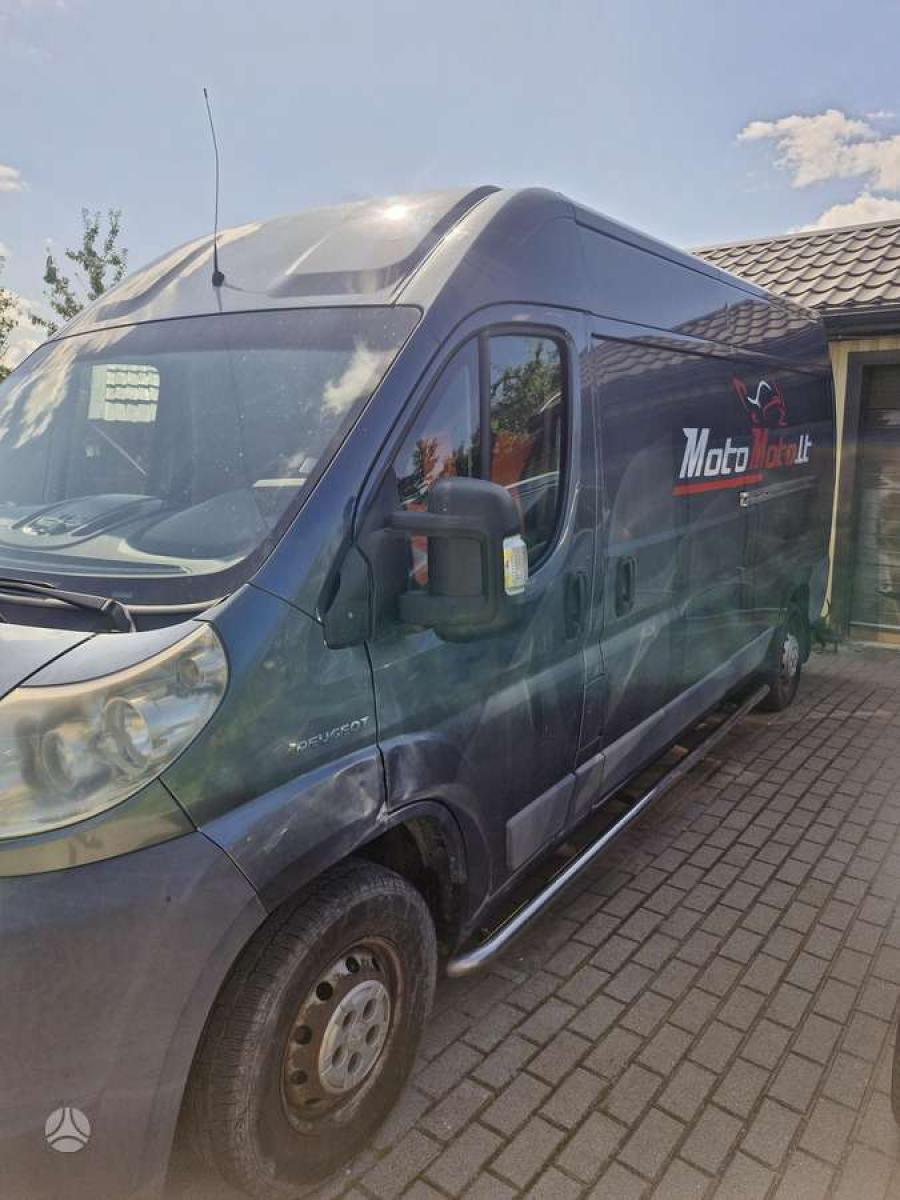 Pelēks Peugeot Boxer 2009 Mažeikiai, ar dzinēja tilpumu 3.00 L un nobraukumu 500 tūkst. km par 4000 €, foto 4 vietnē AUTOMOTO.COM.LV