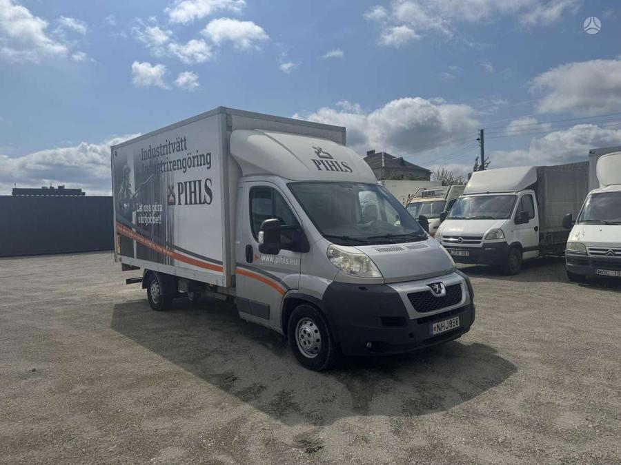 Pelēks Peugeot Boxer 2010 Kauņa, ar dzinēja tilpumu 3.00 L un nobraukumu 297 tūkst. km par 6500 €, foto 4 vietnē AUTOMOTO.COM.LV