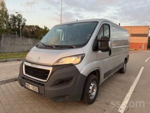 Grey Peugeot Boxer 2016 in Jelgava, with an engine capacity of 2.20 L and mileage of 186 thousand km for 7100 €, photo 3 on AUTOMOTO.COM.LV