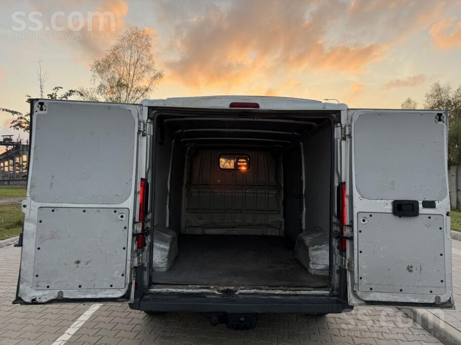 Grey Peugeot Boxer 2016 in Jelgava, with an engine capacity of 2.20 L and mileage of 186 thousand km for 7100 €, photo 15 on AUTOMOTO.COM.LV