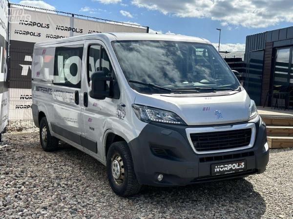 Pelēks Peugeot Boxer 2018 Aukštieji Rusokai, ar dzinēja tilpumu 2.00 L un nobraukumu 152 tūkst. km par 7900 €, foto 4 vietnē AUTOMOTO.COM.LV