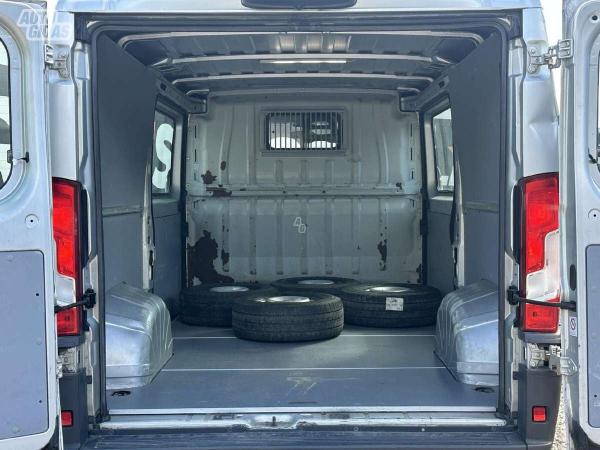 Pelēks Peugeot Boxer 2018 Aukštieji Rusokai, ar dzinēja tilpumu 2.00 L un nobraukumu 152 tūkst. km par 7900 €, foto 10 vietnē AUTOMOTO.COM.LV