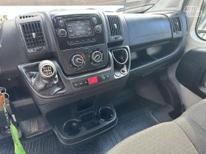Pelēks Peugeot Boxer 2018 Aukštieji Rusokai, ar dzinēja tilpumu 2.00 L un nobraukumu 152 tūkst. km par 7900 €, foto 16 vietnē AUTOMOTO.COM.LV