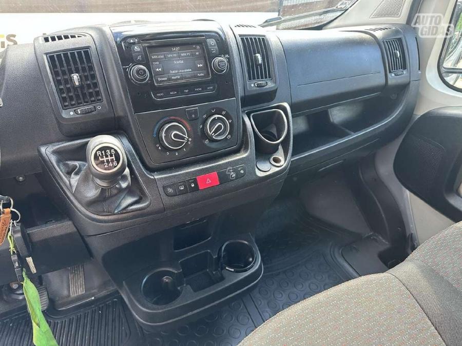 Pelēks Peugeot Boxer 2018 Aukštieji Rusokai, ar dzinēja tilpumu 2.00 L un nobraukumu 152 tūkst. km par 7900 €, foto 16 vietnē AUTOMOTO.COM.LV