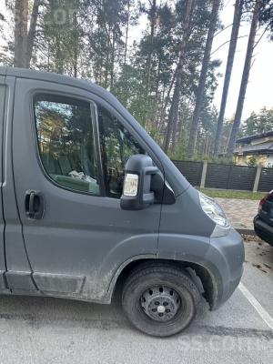 Pelēks Peugeot Boxer 2006 Ogre, ar dzinēja tilpumu 2.20 L un nobraukumu 326 tūkst. km par 2700 €, foto 2 vietnē AUTOMOTO.COM.LV