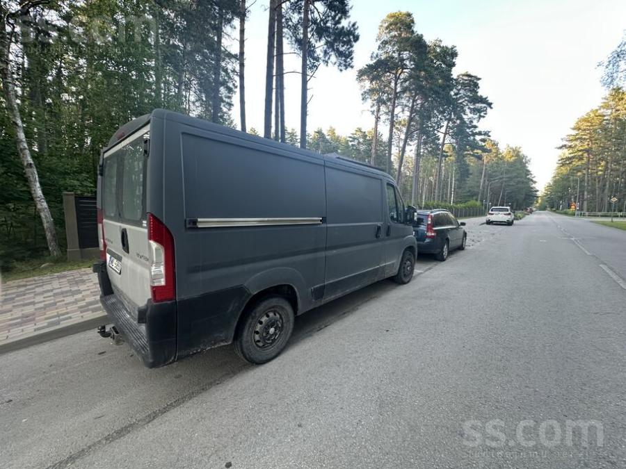 Pelēks Peugeot Boxer 2006 Ogre, ar dzinēja tilpumu 2.20 L un nobraukumu 326 tūkst. km par 2700 €, foto 5 vietnē AUTOMOTO.COM.LV