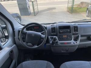 Grey Peugeot Boxer 2007 in Talsi, with an engine capacity of 2.20 L and mileage of 409 thousand km for 4990 €, photo 7 on AUTOMOTO.COM.LV