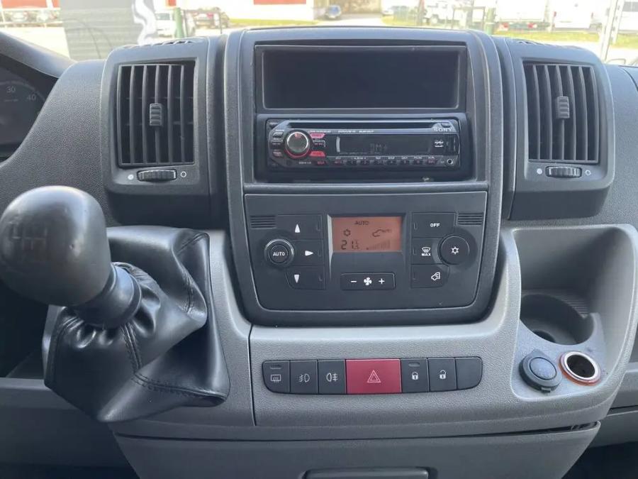 Grey Peugeot Boxer 2007 in Talsi, with an engine capacity of 2.20 L and mileage of 409 thousand km for 4990 €, photo 17 on AUTOMOTO.COM.LV