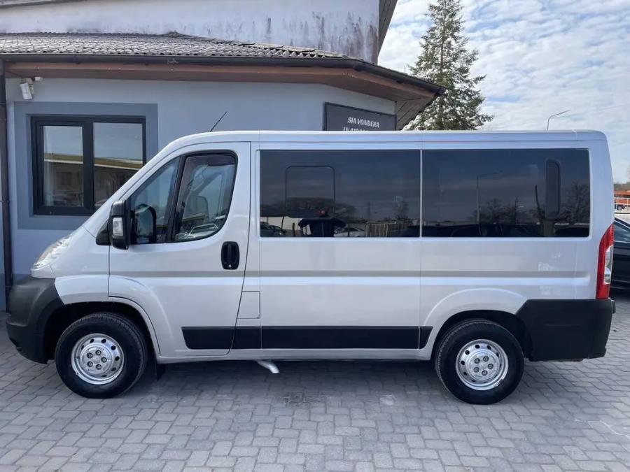 Grey Peugeot Boxer 2007 in Talsi, with an engine capacity of 2.20 L and mileage of 409 thousand km for 4990 €, photo 23 on AUTOMOTO.COM.LV