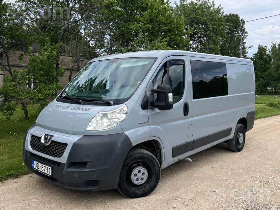 Grey Peugeot Boxer 2008 in Valka, with an engine capacity of 2.20 L and mileage of 483 thousand km for 3500 €, photo 7 on AUTOMOTO.COM.LV