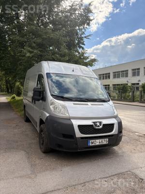 Grey Peugeot Boxer 2008 in Riga, with an engine capacity of 2.20 L and mileage of 232 thousand km for 3900 €, photo 6 on AUTOMOTO.COM.LV