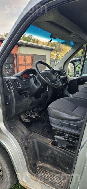 Grey Peugeot Boxer 2013 in Riga, with an engine capacity of 2.20 L and mileage of 233 thousand km for 2900 €, photo 7 on AUTOMOTO.COM.LV