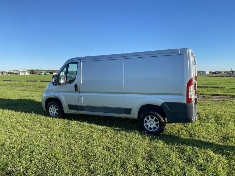 Pelēks Peugeot Boxer 2014 Tallina, ar dzinēja tilpumu 2.20 L un nobraukumu 273 tūkst. km par 6500 €, foto 24 vietnē AUTOMOTO.COM.LV