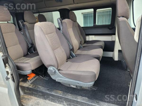 Grey Peugeot Boxer 2015 in Daugavpils, with an engine capacity of 2.20 L and mileage of 177 thousand km for 12500 €, photo 3 on AUTOMOTO.COM.LV