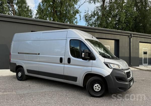 Pelēks Peugeot Boxer 2015 Tallina, ar dzinēja tilpumu 2.20 L un nobraukumu 305 tūkst. km par 7999 €, foto 8 vietnē AUTOMOTO.COM.LV