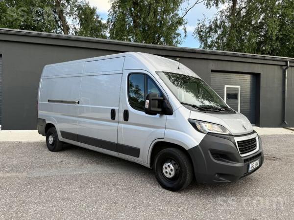 Pelēks Peugeot Boxer 2015 Tallina, ar dzinēja tilpumu 2.20 L un nobraukumu 305 tūkst. km par 7999 €, foto 9 vietnē AUTOMOTO.COM.LV