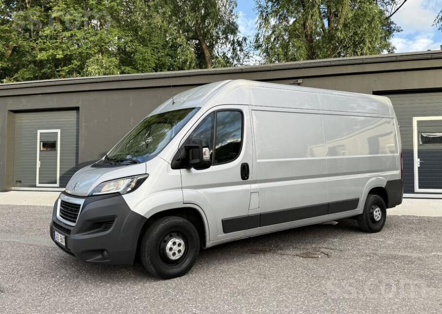 Pelēks Peugeot Boxer 2015 Tallina, ar dzinēja tilpumu 2.20 L un nobraukumu 305 tūkst. km par 7999 €, foto 13 vietnē AUTOMOTO.COM.LV