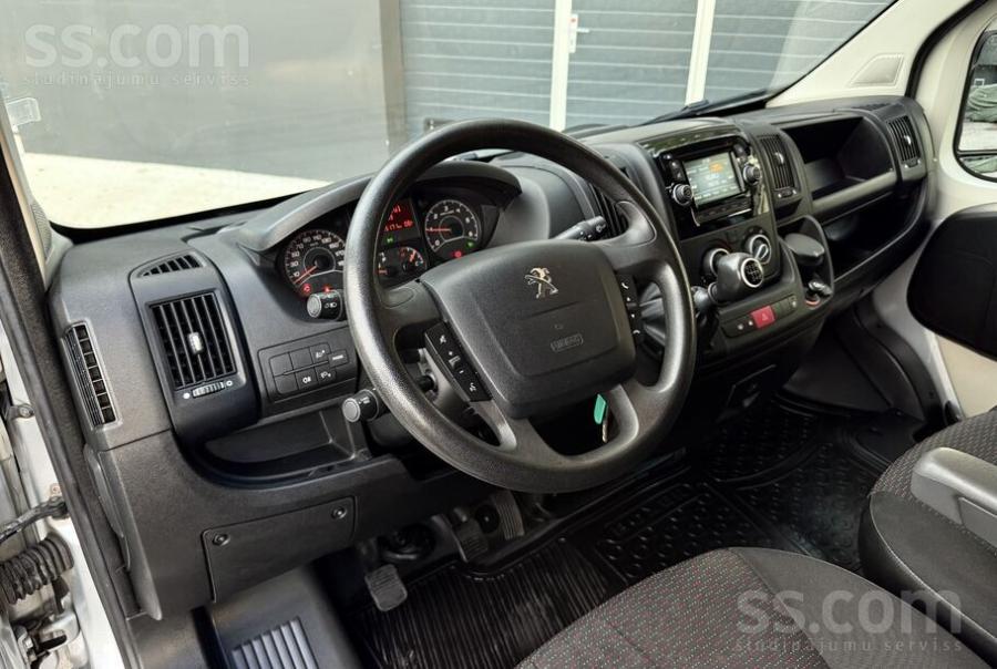 Pelēks Peugeot Boxer 2015 Tallina, ar dzinēja tilpumu 2.20 L un nobraukumu 305 tūkst. km par 7999 €, foto 23 vietnē AUTOMOTO.COM.LV