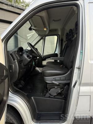 Pelēks Peugeot Boxer 2015 Tallina, ar dzinēja tilpumu 2.20 L un nobraukumu 305 tūkst. km par 7999 €, foto 24 vietnē AUTOMOTO.COM.LV