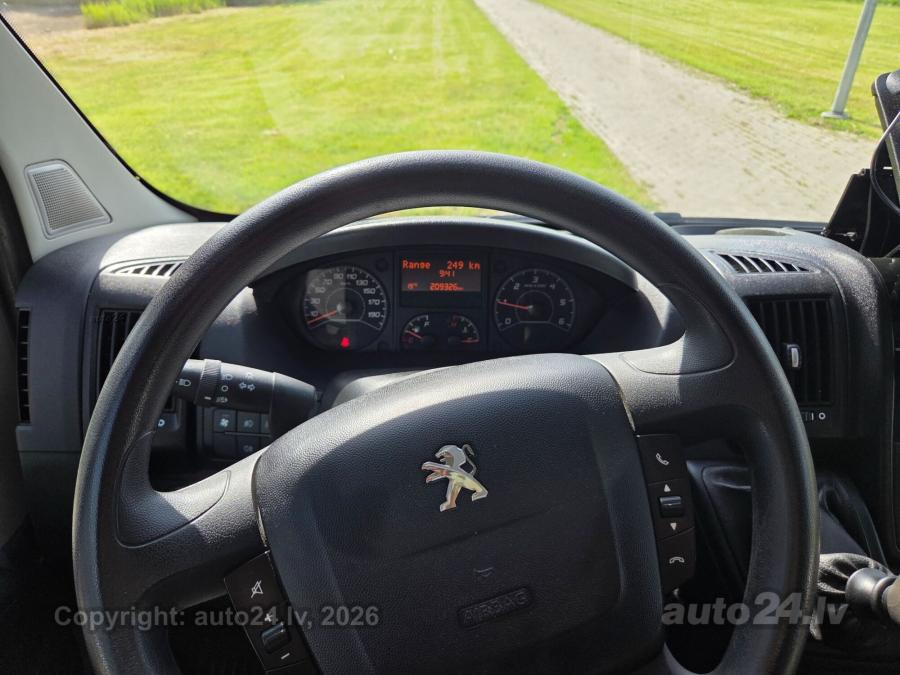 Pelēks Peugeot Boxer 2017 Tallina, ar dzinēja tilpumu 2.00 L un nobraukumu 209 tūkst. km par 16500 €, foto 12 vietnē AUTOMOTO.COM.LV