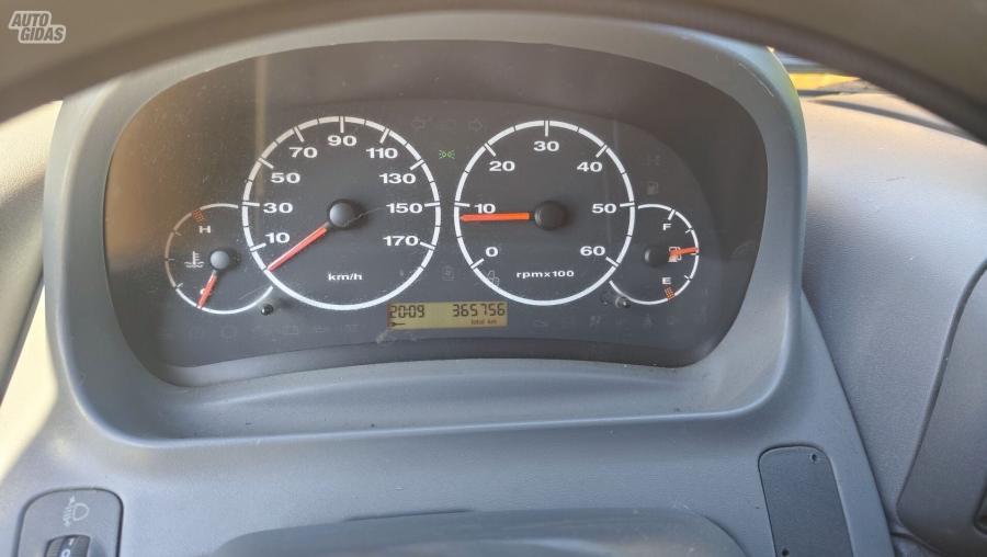 Peugeot Boxer 2004 in Marijampole, with an engine capacity of 2.80 L and mileage of 365 thousand km for 2000 €, photo 12 on AUTOMOTO.COM.LV