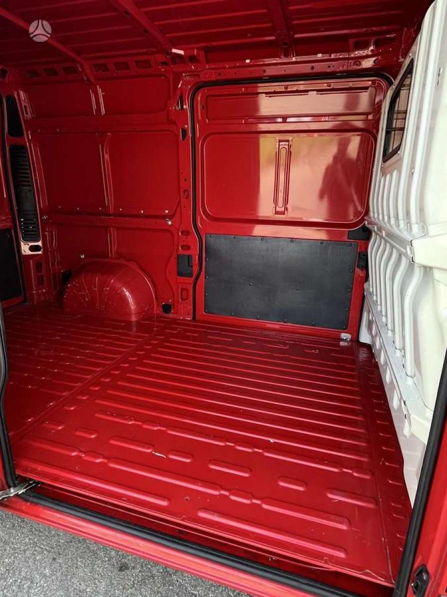 Sarkans Peugeot Boxer 2014 Šilalė, ar dzinēja tilpumu 2.20 L un nobraukumu 186 tūkst. km par 6990 €, foto 20 vietnē AUTOMOTO.COM.LV