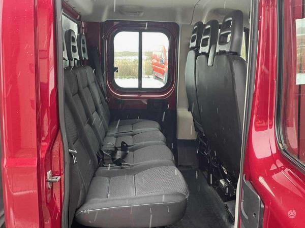 Red Peugeot Boxer 2020 in Ukmerge, with an engine capacity of 2.18 L and mileage of 106 thousand km for 16500 €, photo 8 on AUTOMOTO.COM.LV